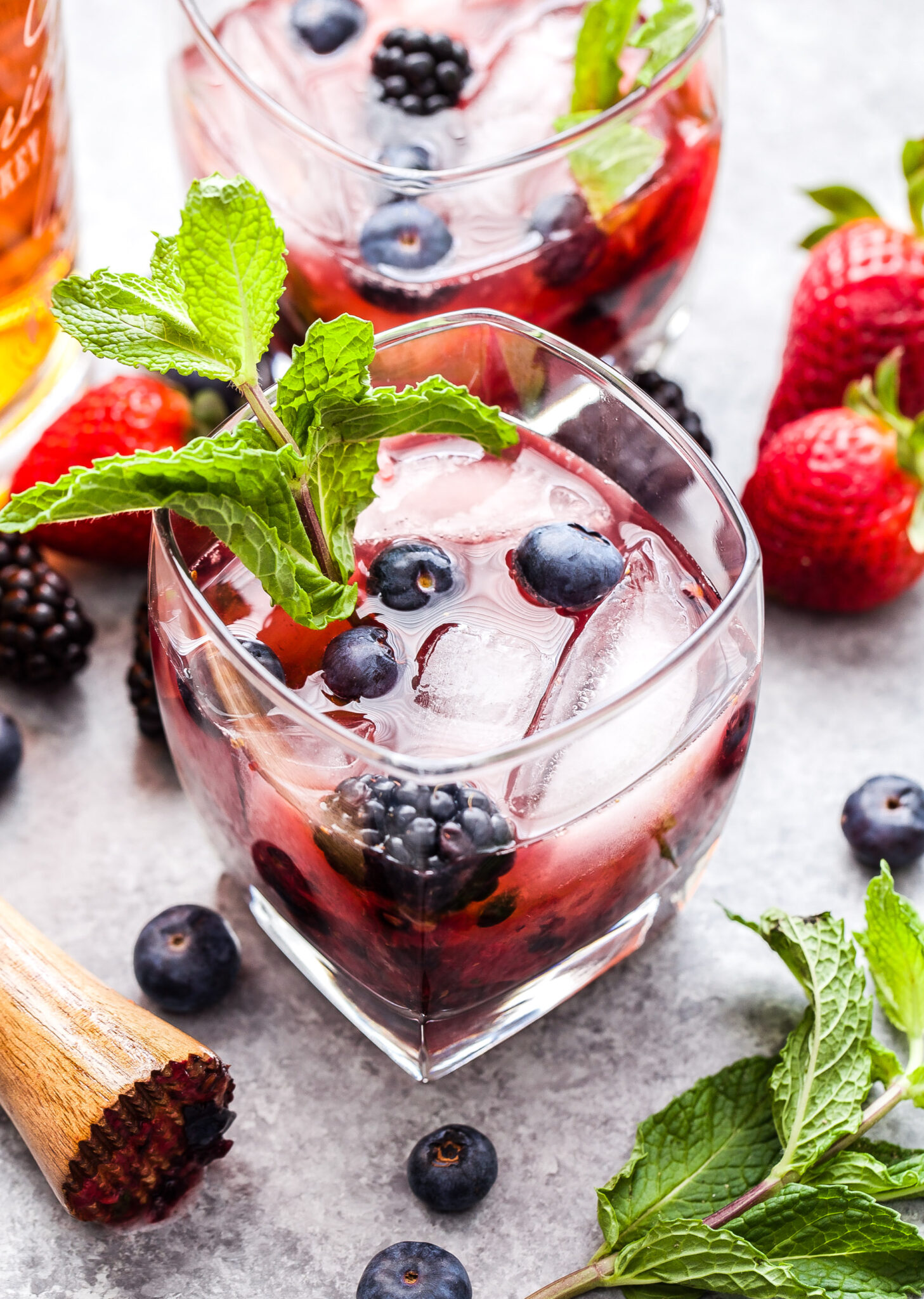 Mixed Berry Mint Julep - Recipe Runner
