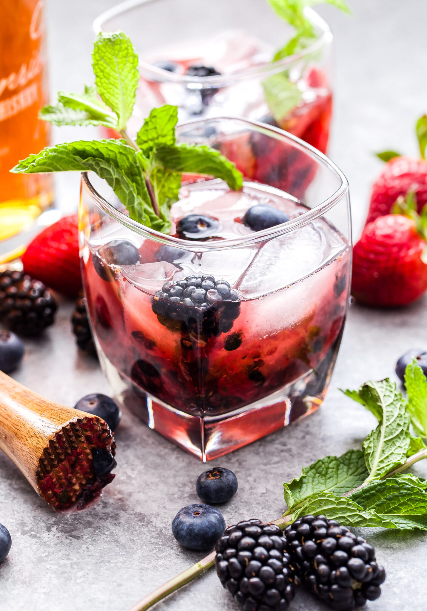 Mixed Berry Mint Julep - Recipe Runner