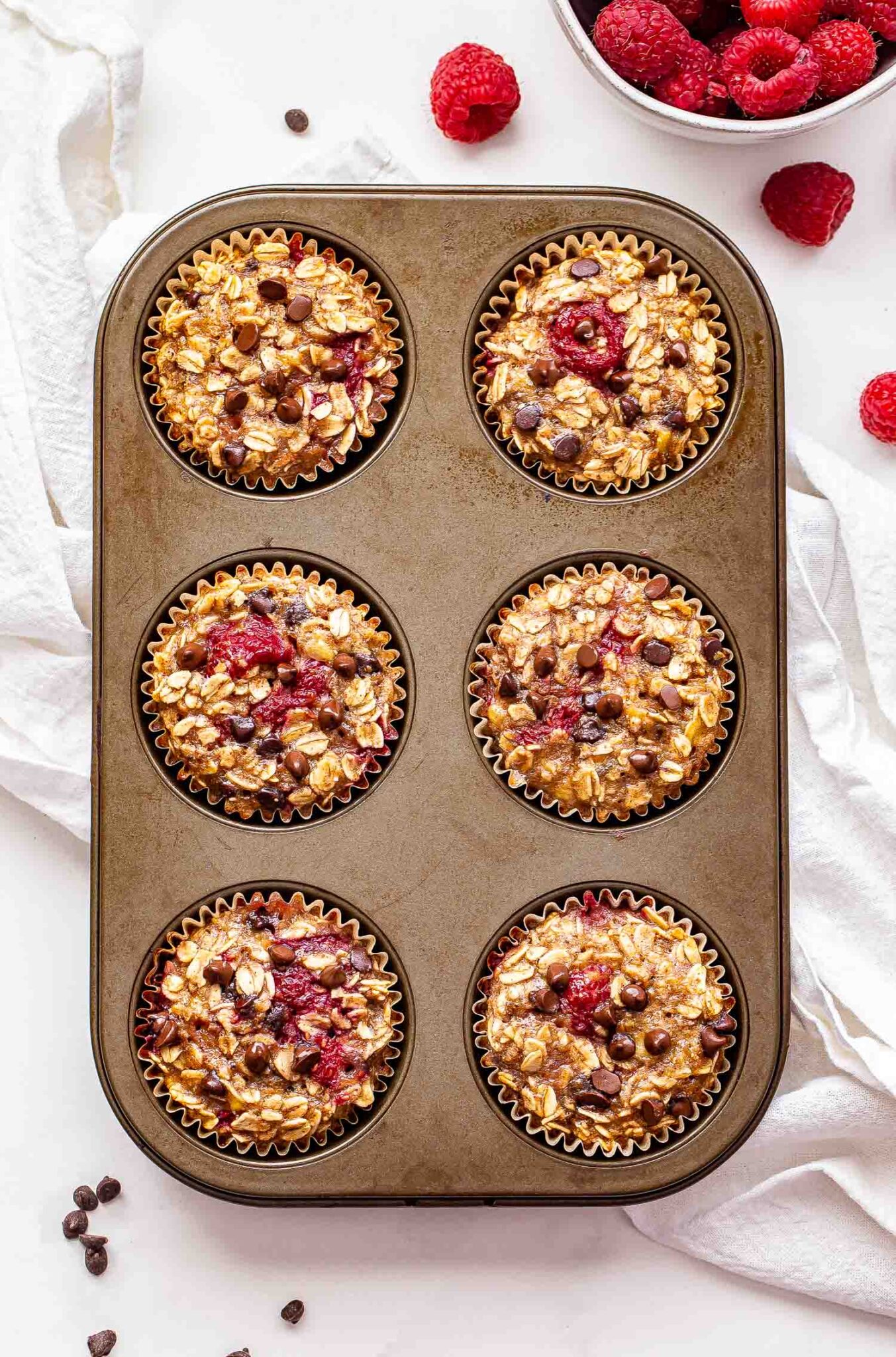Raspberry Chocolate Chip Baked Oatmeal Cups - Recipe Runner