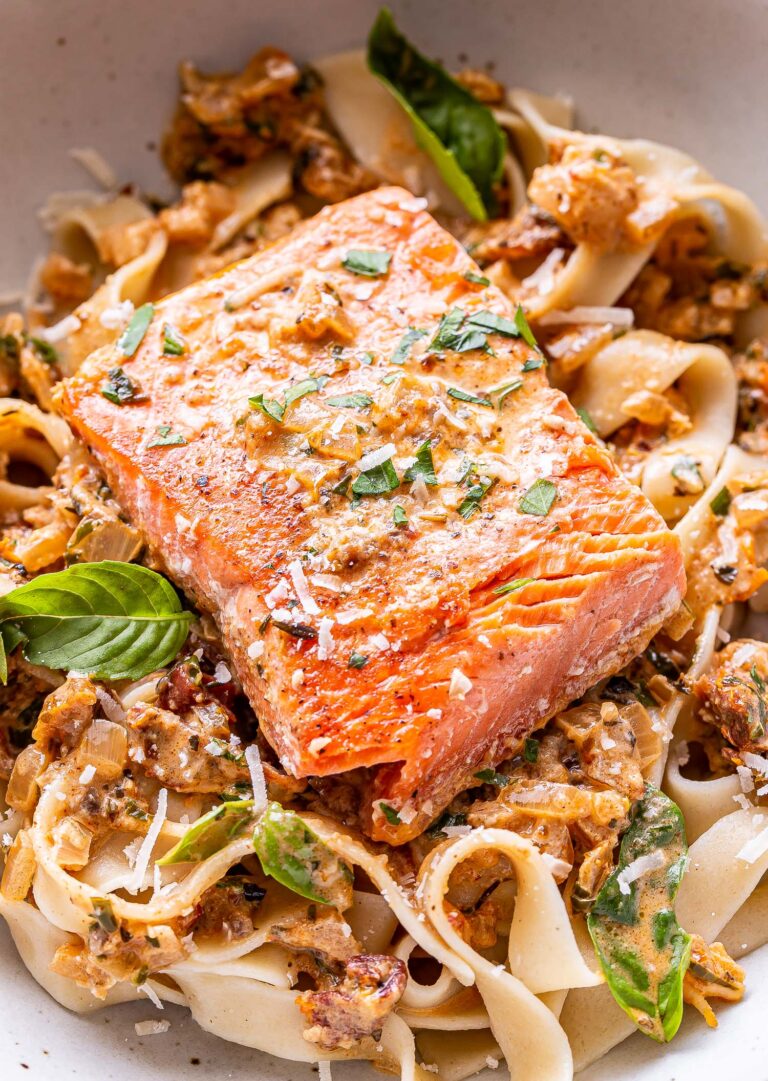 Creamy Sun Dried Tomato Salmon - Recipe Runner